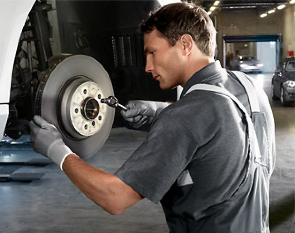 Brake Repair through a Professional is Way Better - XL Race Parts