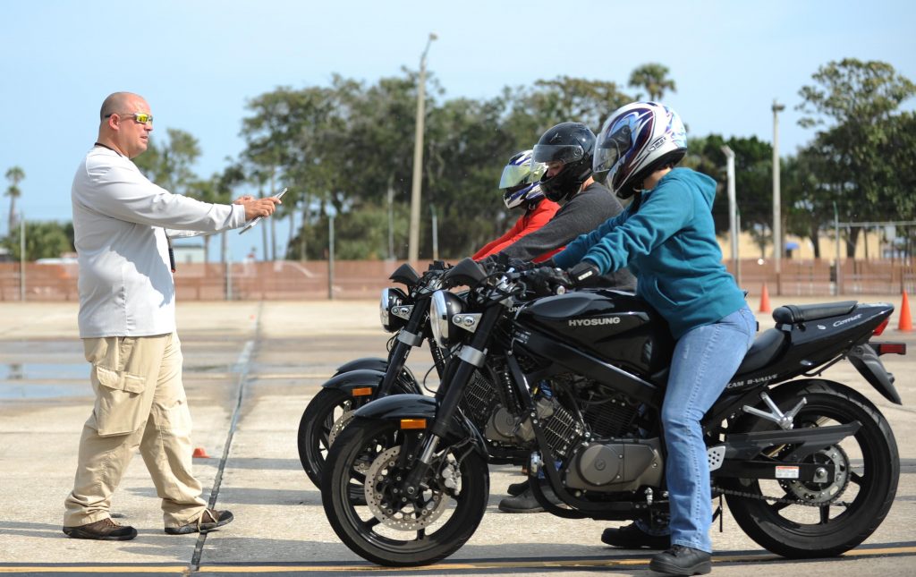 Common Safety Tips for Owners of Motorbike Vehicles - XL Race Parts